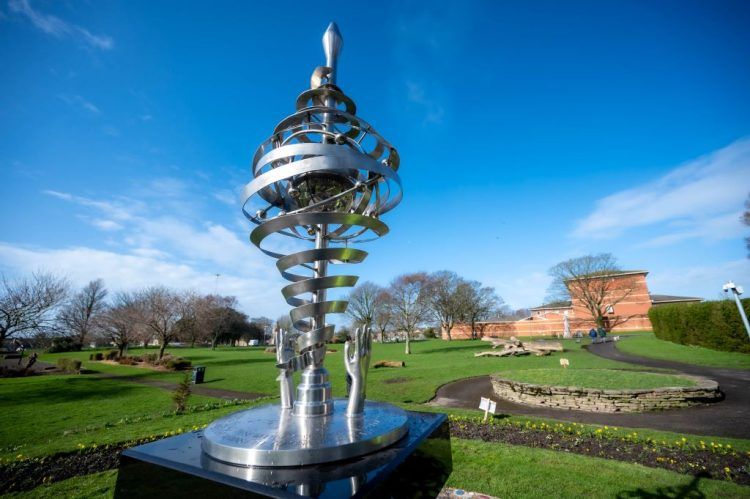 Statue unveiled in West Cumbrian park – cumbriacrack.com